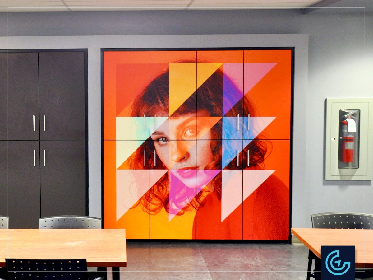 Interior decoration wall graphics: Trebas (Montreal) - Click Affiche Inc.
