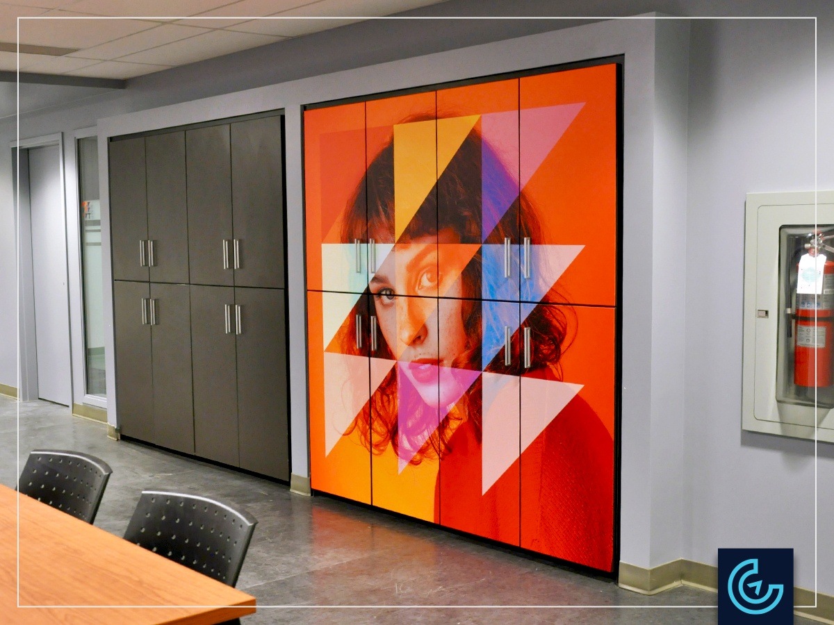 Interior decoration wall graphics: Trebas (Montreal) - Click Affiche Inc.