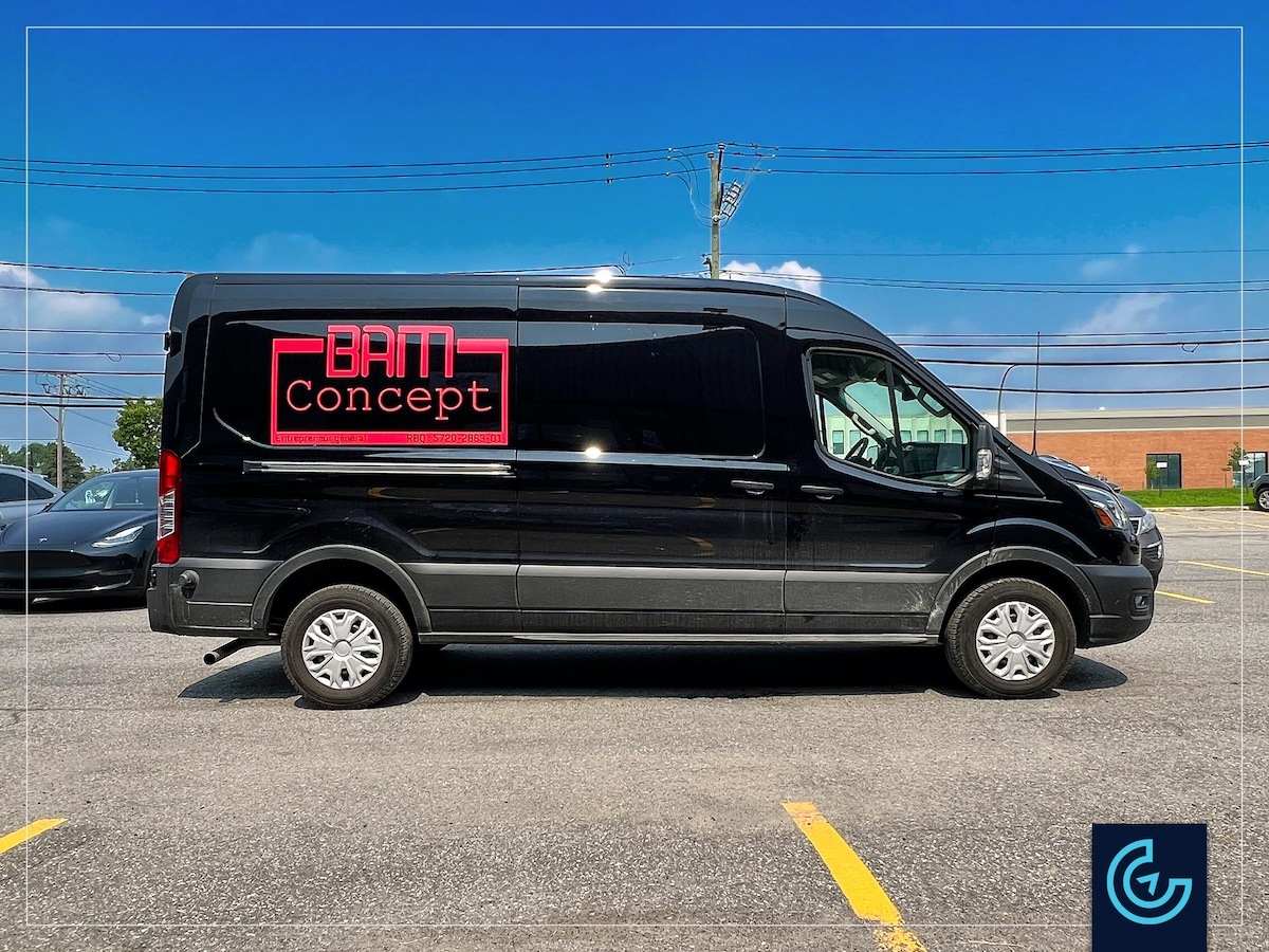 Van lettering for general contractor: BAM Concept - Click Affiche Inc.