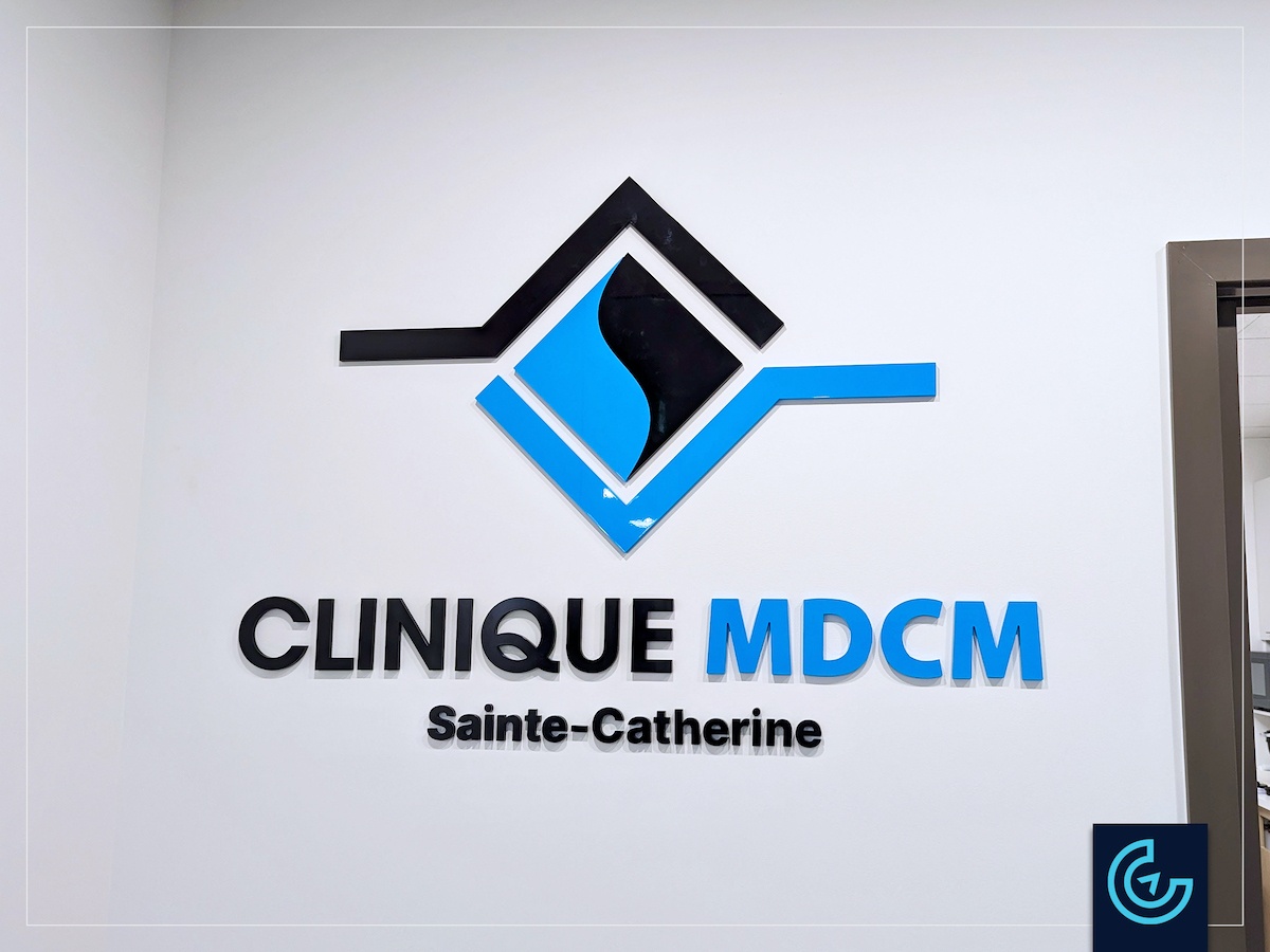 Office directional signage and doctor directory sign: Clinique MDCM ...